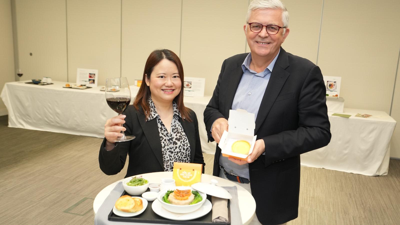 國泰航空飲食年底回復疫前供應量 今年首季增聘180人 | am730